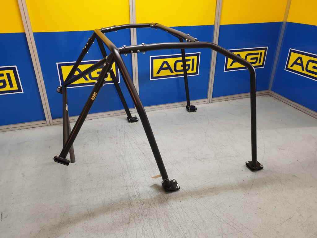 (B) Nissan 350Z - Full Cage - 6 point Bolt In - AGI ROLL CAGES