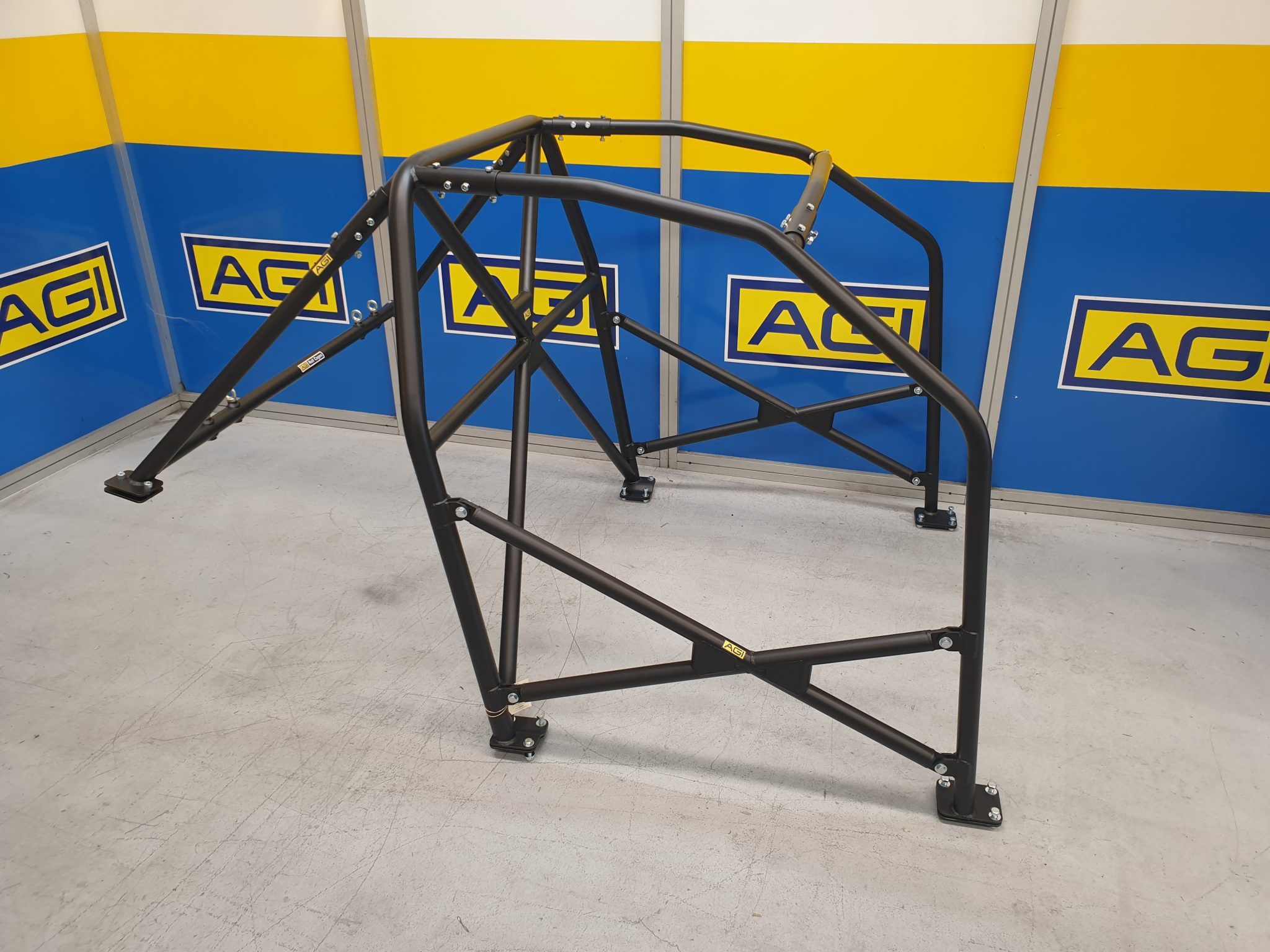 (C) BMW E36 2dr Ti compact - Full Cage (6 point) Bolt-in - AGI ROLL CAGES