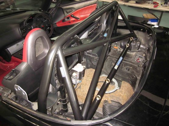 (A) Honda S2000 - Half Cage (4 point) Bolt-in - AGI ROLL CAGES